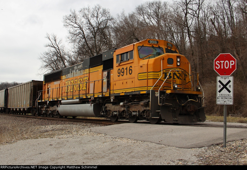 Stop It's, BNSF 9916